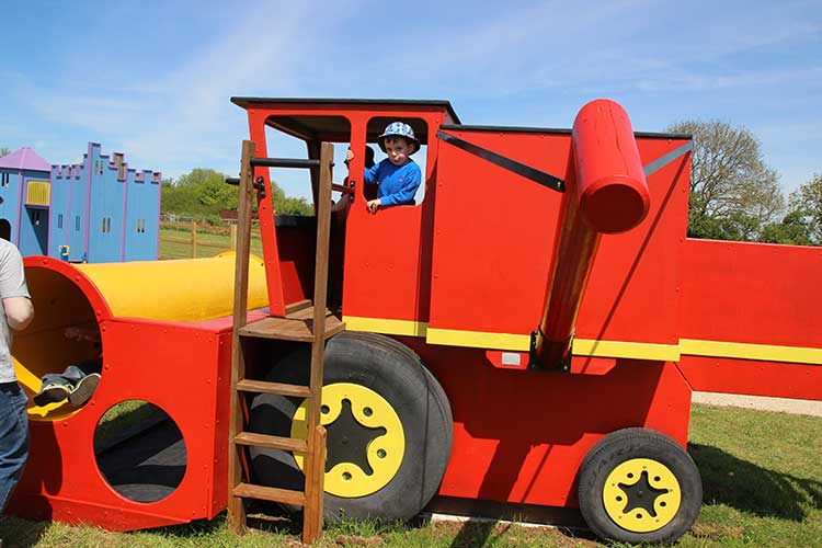 Explore : Fairytale Farm