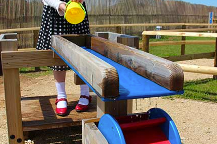 Explore : Fairytale Farm