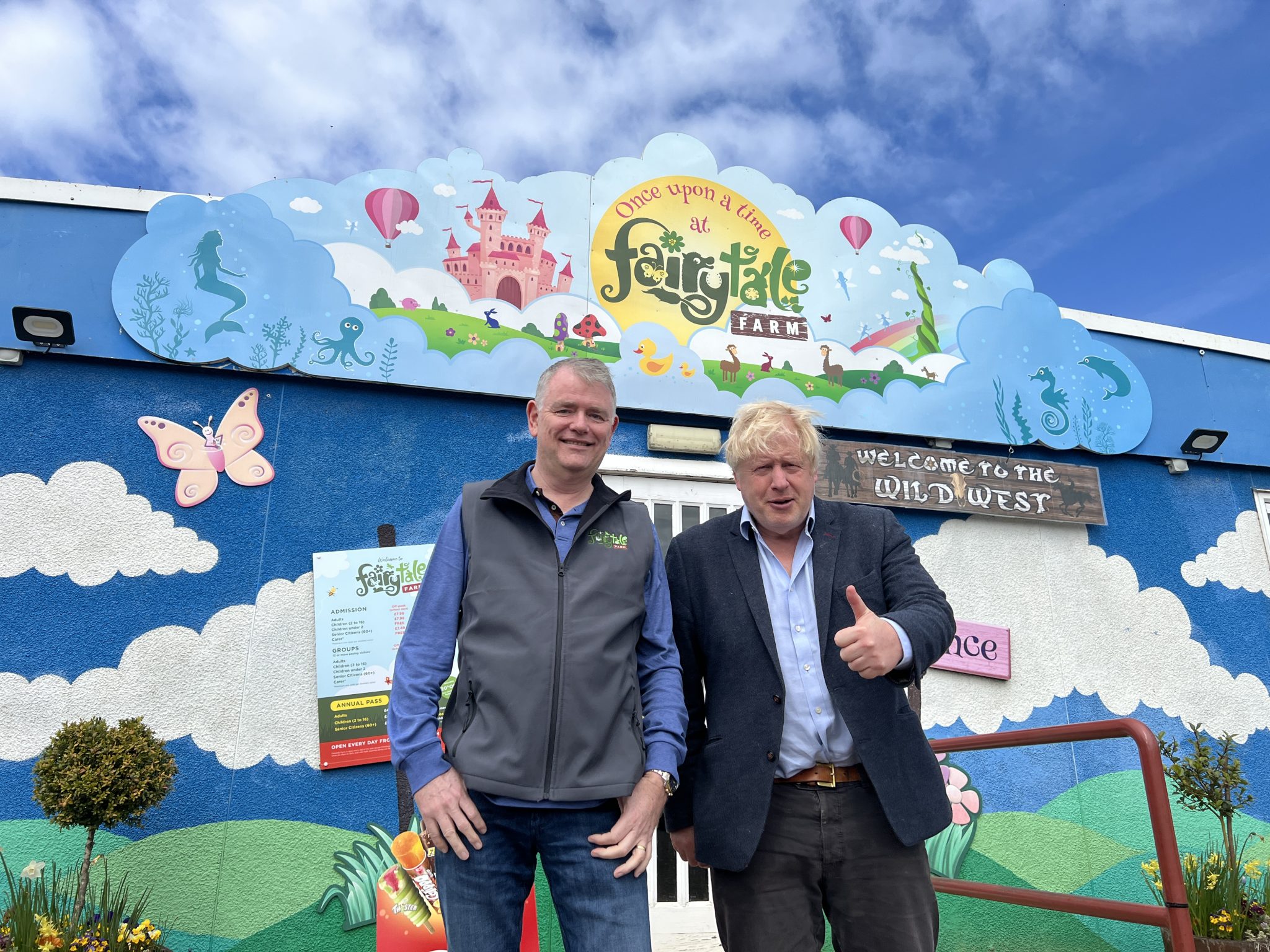 Former prime minister visits Fairytale Farm : Fairytale Farm